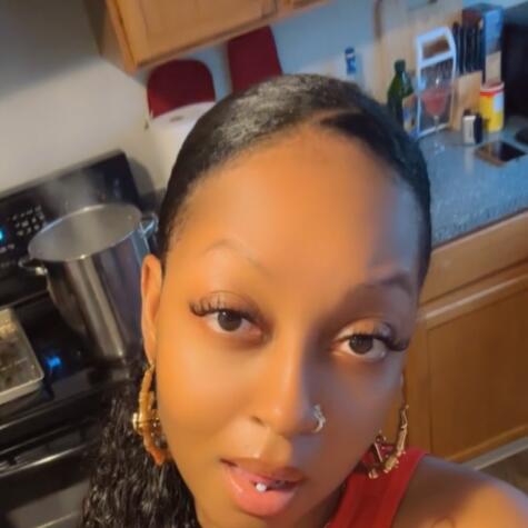 Goddess Mila00's videos and clips | Official account | LoyalFans