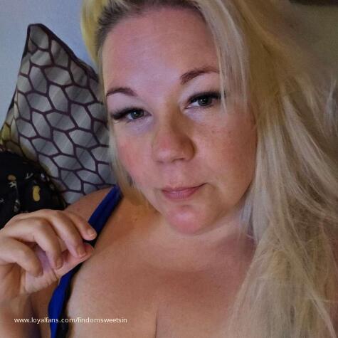 Let's Eat 😋 ️ - FINDOM SWEET SIN Official Photos | www.Loyalfans.com