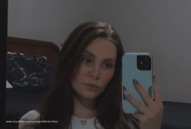 Goddess wants some cute, slow drains - Your Goddess Emilyy Findom Brat ...