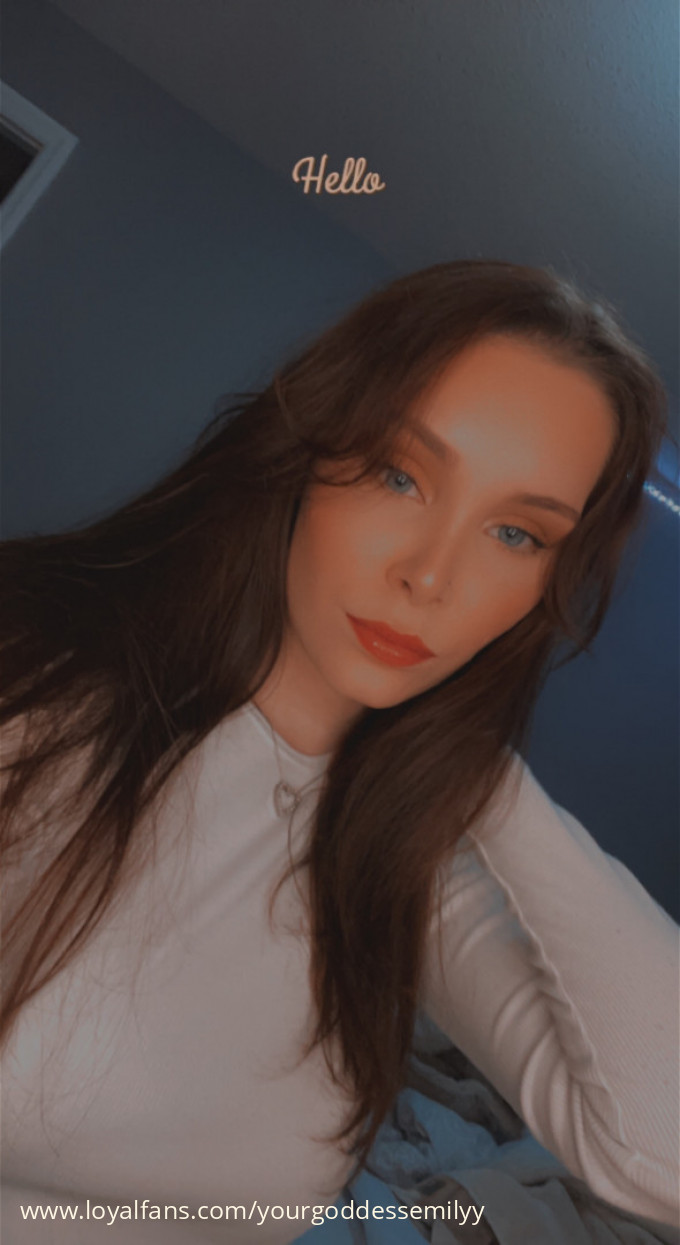 Your Goddess Emilyy Findom Brat’s Official Social Fan Page | LoyalFans