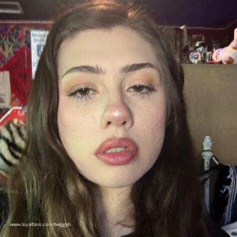 Queen Twiggy is Back - Twiggy B Official Profile | LoyalFans