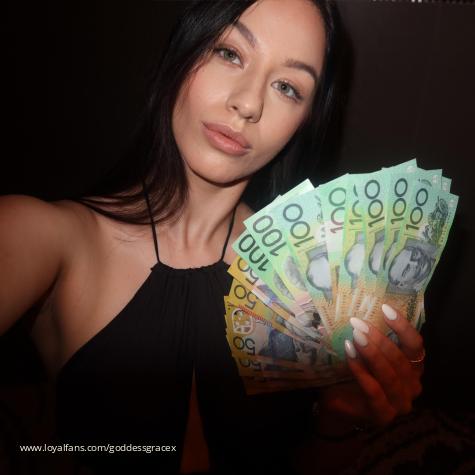 New top - Grace Goddess Official Photos | www.Loyalfans.com