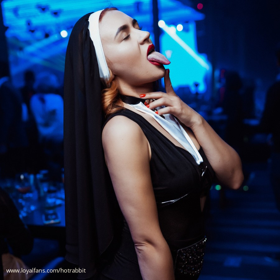 Hot Rabbit’s Official Social Fan Page | LoyalFans