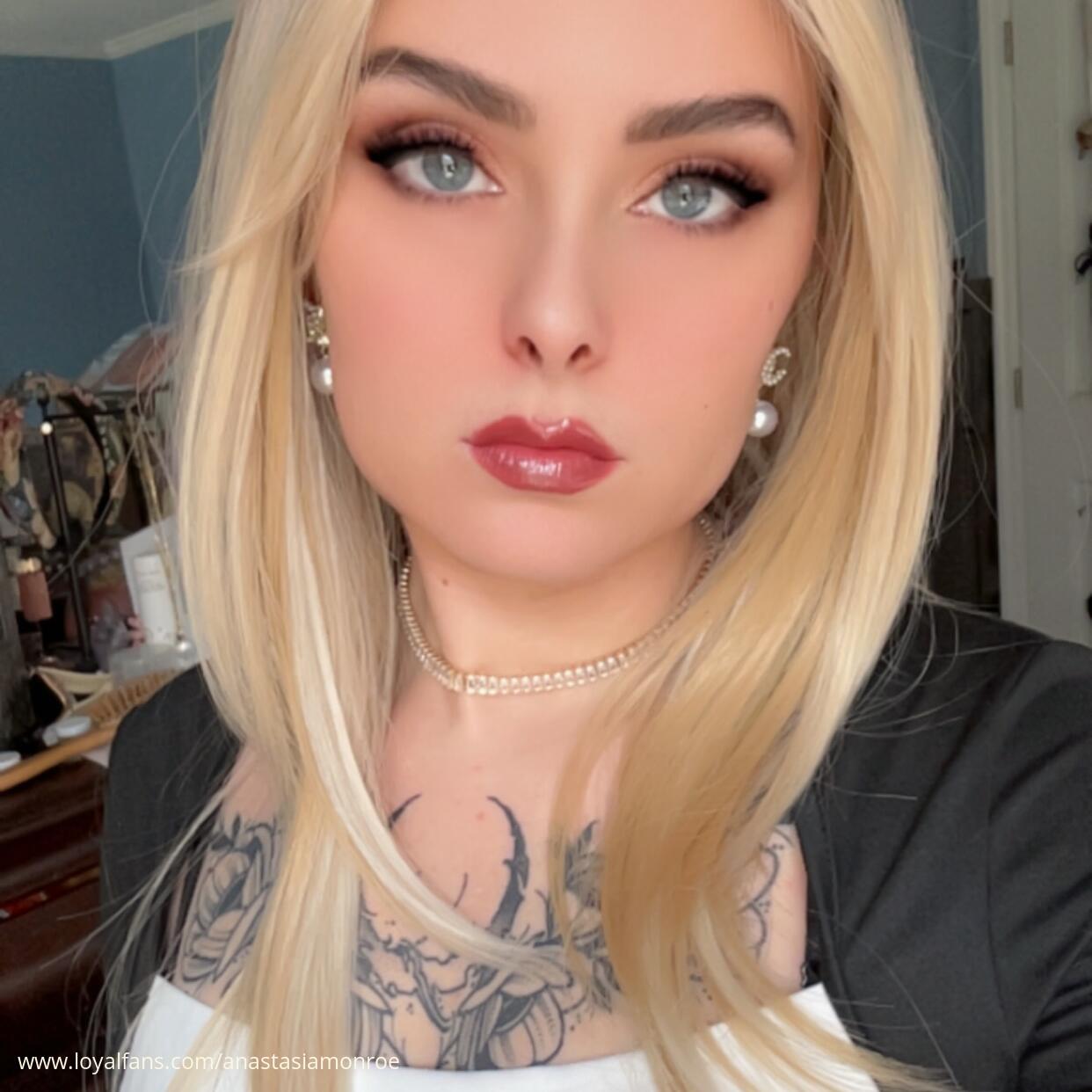 Anastasia Monroe’s Official Social Fan Page | LoyalFans