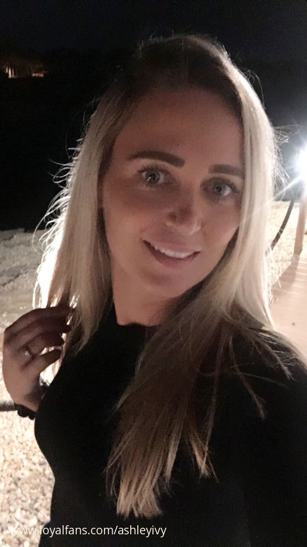 AshleyIvy’s Official Social Fan Page | LoyalFans