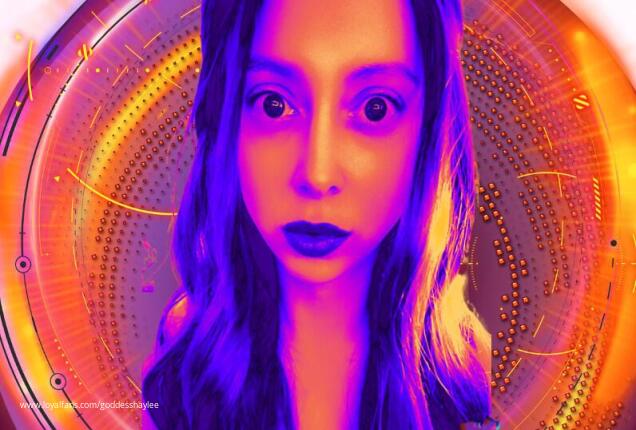 Mmmmmm working on my vampire Halloween MP3 - Goddess Haylee Trance ...