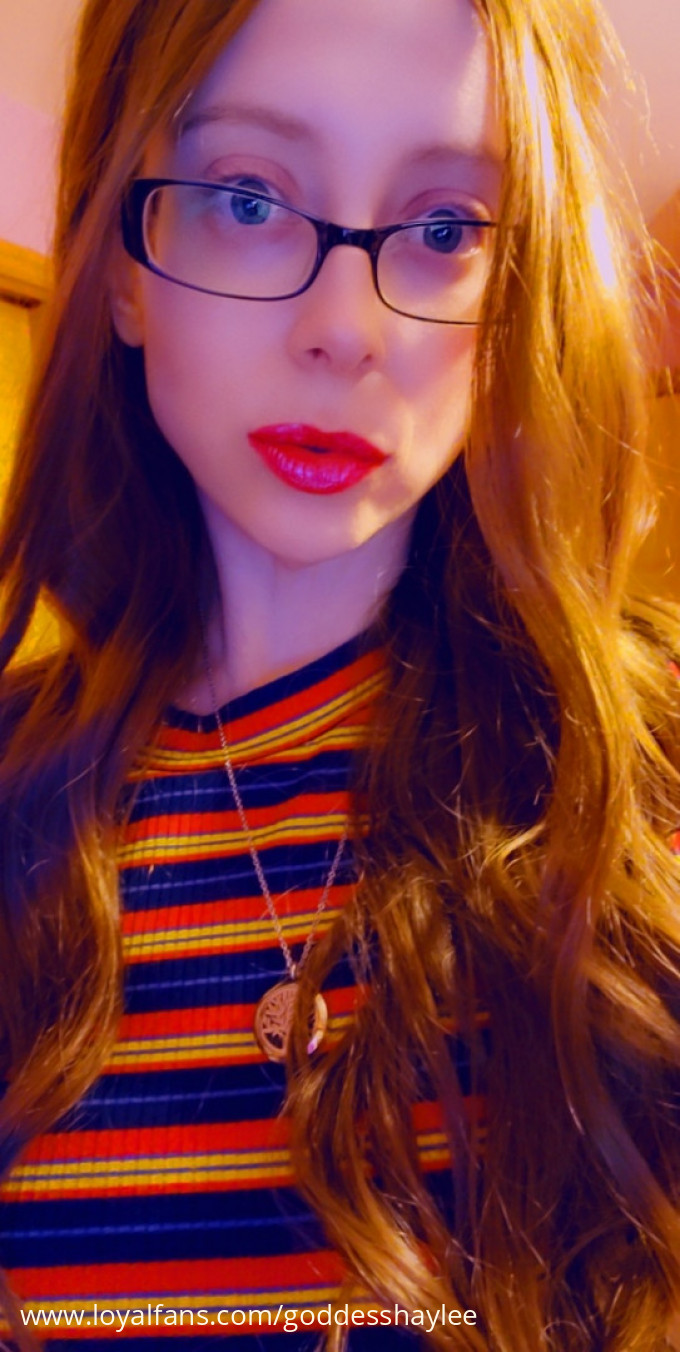 1300+ fans!! - Goddess Haylee Trance Femdom Findom Official Photos ...