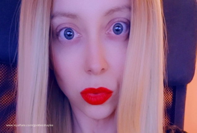 Let's get Me to 1400 fans today 😉 - Goddess Haylee Trance Femdom Findom ...