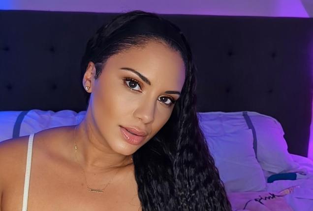 🍑 5 Minute Twerk Session 🍑 Costume Cutie Milf Official Photos