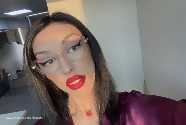 The Mind Sculptor - Miss Lara Official Photos | LoyalFans