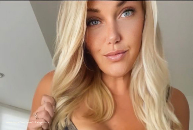 Dinner Time Cucky Alpha Has A Present For You Nikki Spoilme Official