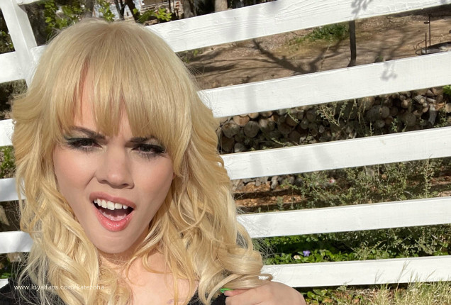 Got the Monday blues?? This should help 🥰 - Kate Zoha Official Photos ...