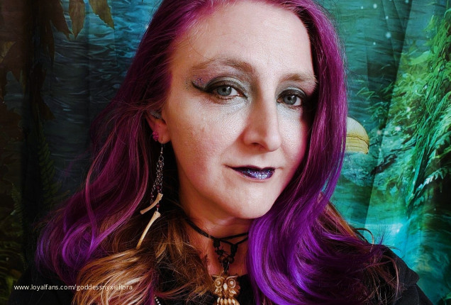 Manic Pixie Dreams - Goddess Nyxie Flora Official Photos | www.Loyalfans.com