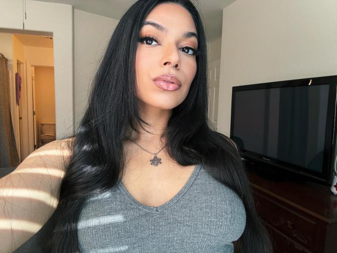 Lady Toro’s Official Social Fan Page | LoyalFans