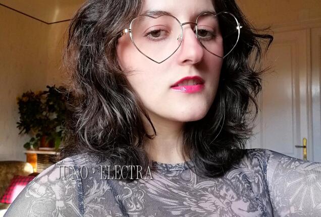 💗 - Juno Electra Official Photos | www.Loyalfans.com