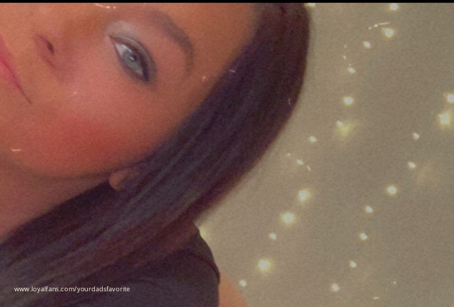 Touch me daddy - Yourdadsfavorite Official Profile | www.Loyalfans.com