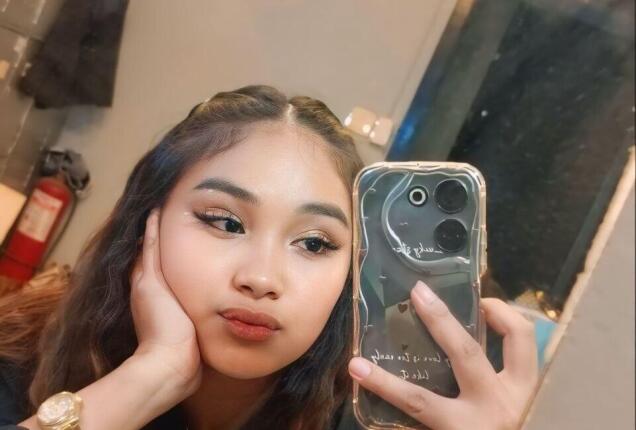 Sparkle in her eyes, spice on her mind.👀 - Mikaela Brown Official ...