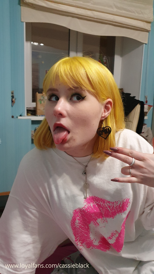 Cassie Black’s Official Social Fan Page | LoyalFans
