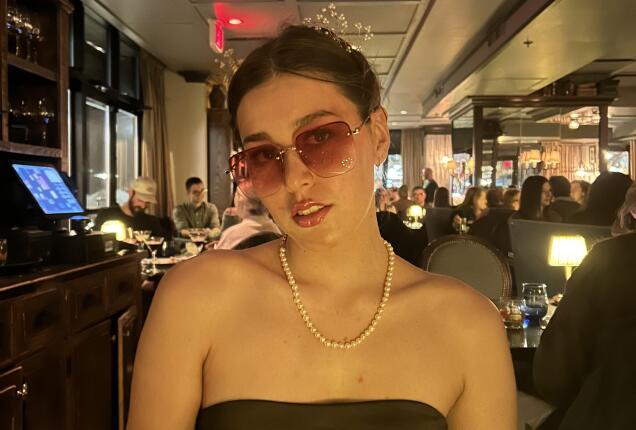 Goddess’ date night - Perfect princess Tiffany Official Photos | www.Loyalfans.com