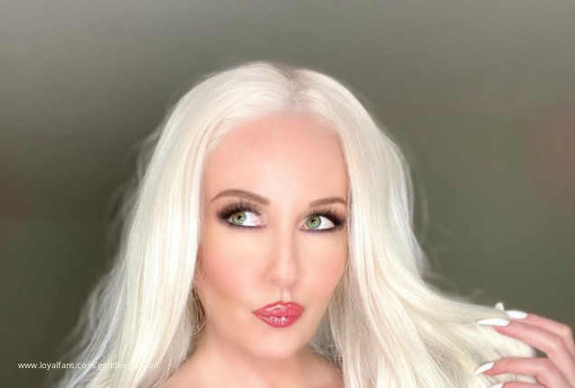 It’s please Me Monday 😈 get to it!!! 💰 - Goddess Saffron Official ...