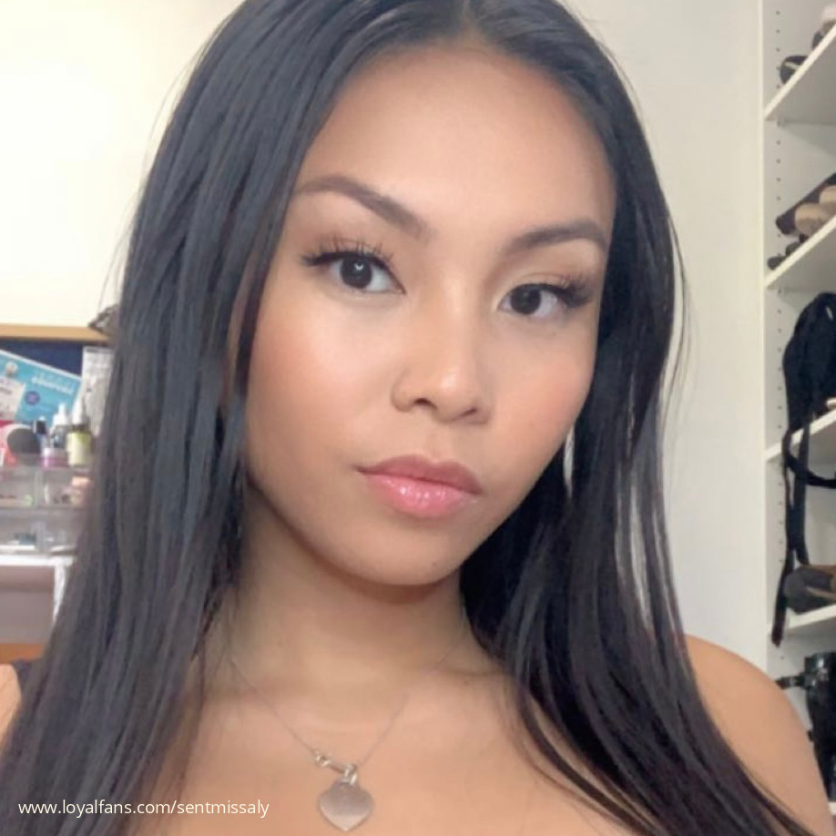 Goddess Aly's videos and clips | Official account | LoyalFans