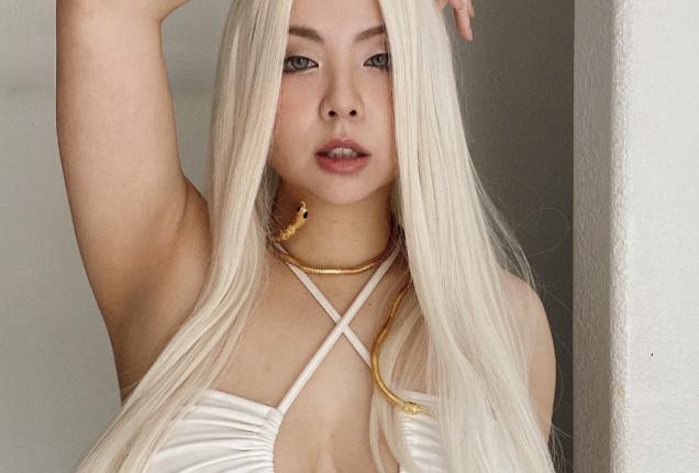 Dont You Think My Toe Point Is So Artistic Supreme Goddess Gemini Asian Findom Femdom