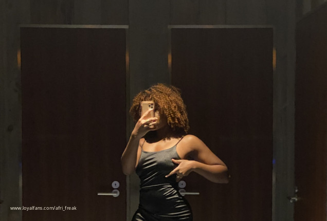 Do you like my bikini? - Queen fit goddess Official Photos | www ...