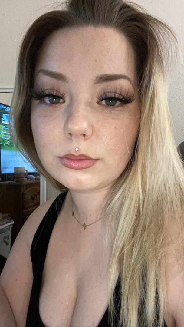 Missmaree's videos and clips | Official account | LoyalFans