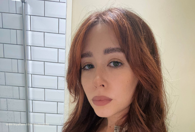 Who’s bending over for me? - devilsivy666 Official Profile | www ...