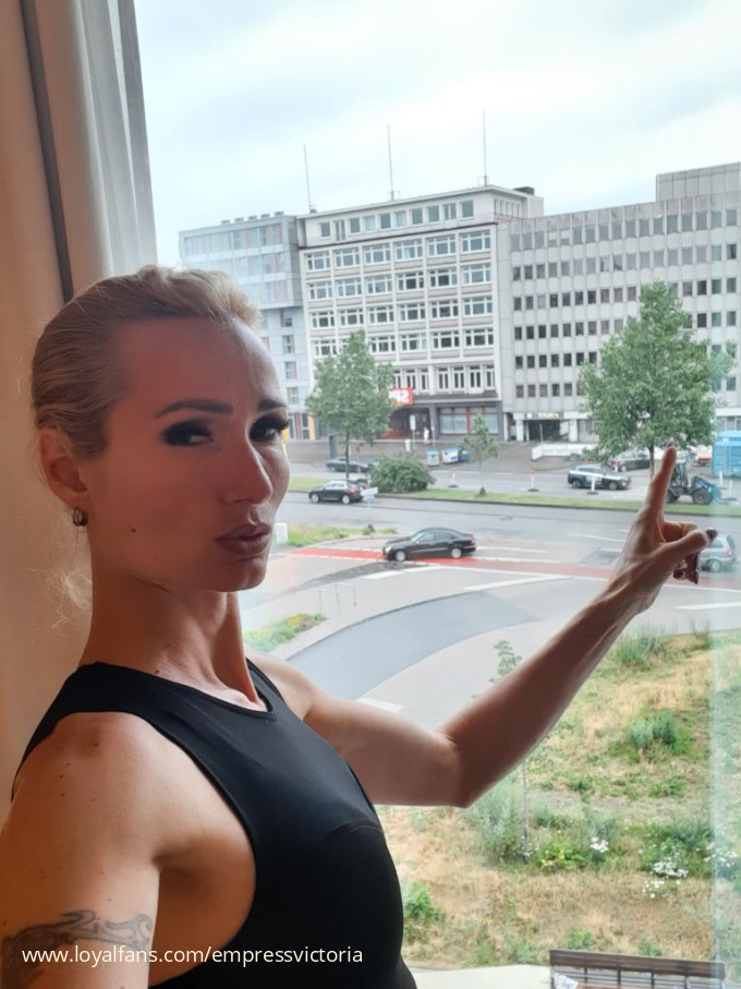 Empress Victoria’s Official Social Fan Page | LoyalFans