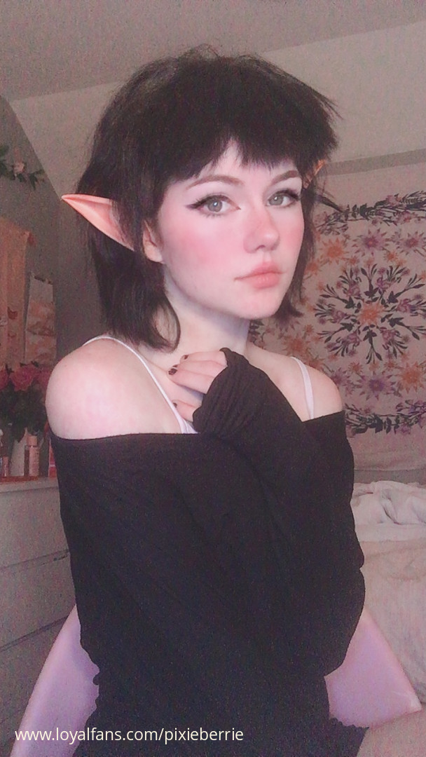 pixieberrie's videos and clips | Official account | LoyalFans