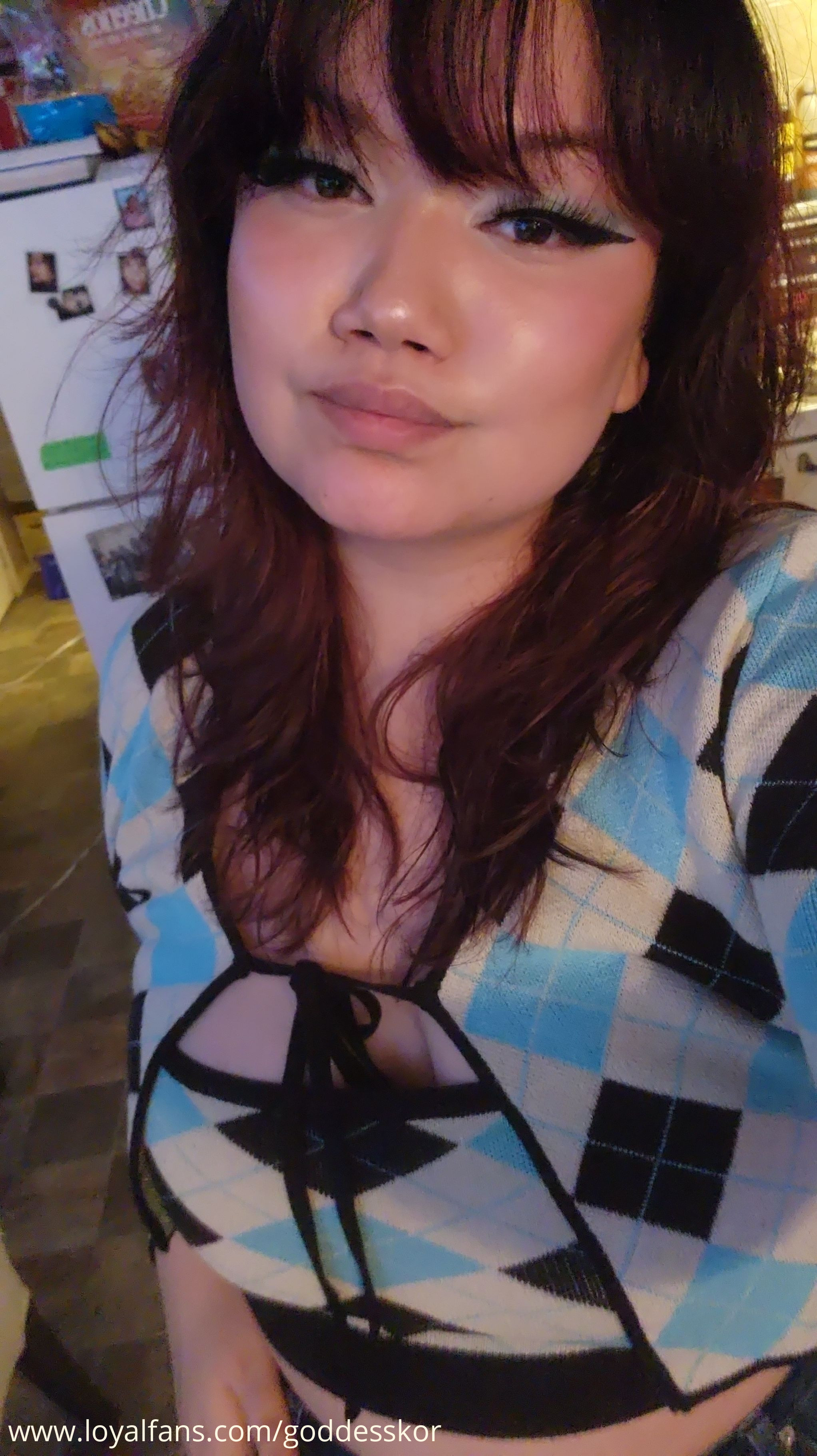 MommyKor's videos and clips | Official account | LoyalFans