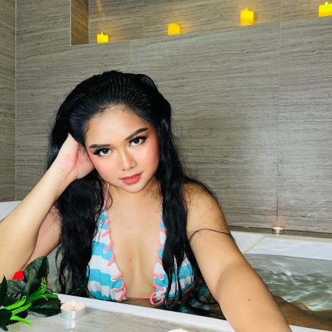 Goddess Mia A’s Official Social Fan Page | LoyalFans