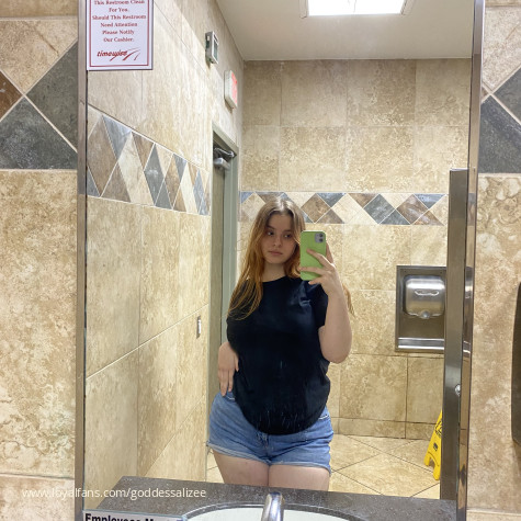 goddess alizee’s Official Social Fan Page | LoyalFans