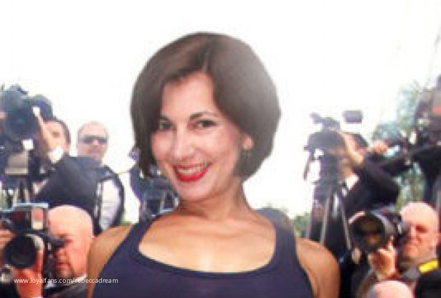 College Bull and Rebecca - Rebecca Dream Official Photos | www ...