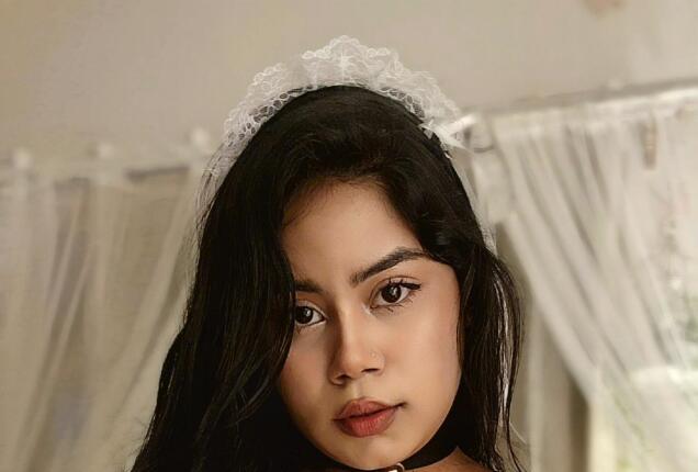 Choosing up - Amesha G Official Photos | www.Loyalfans.com