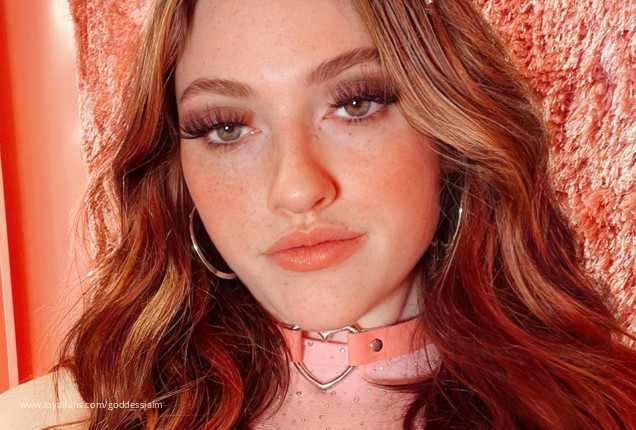 Slut for Sweaty Socks - Goddess Jaim Official Profile | www.Loyalfans.com