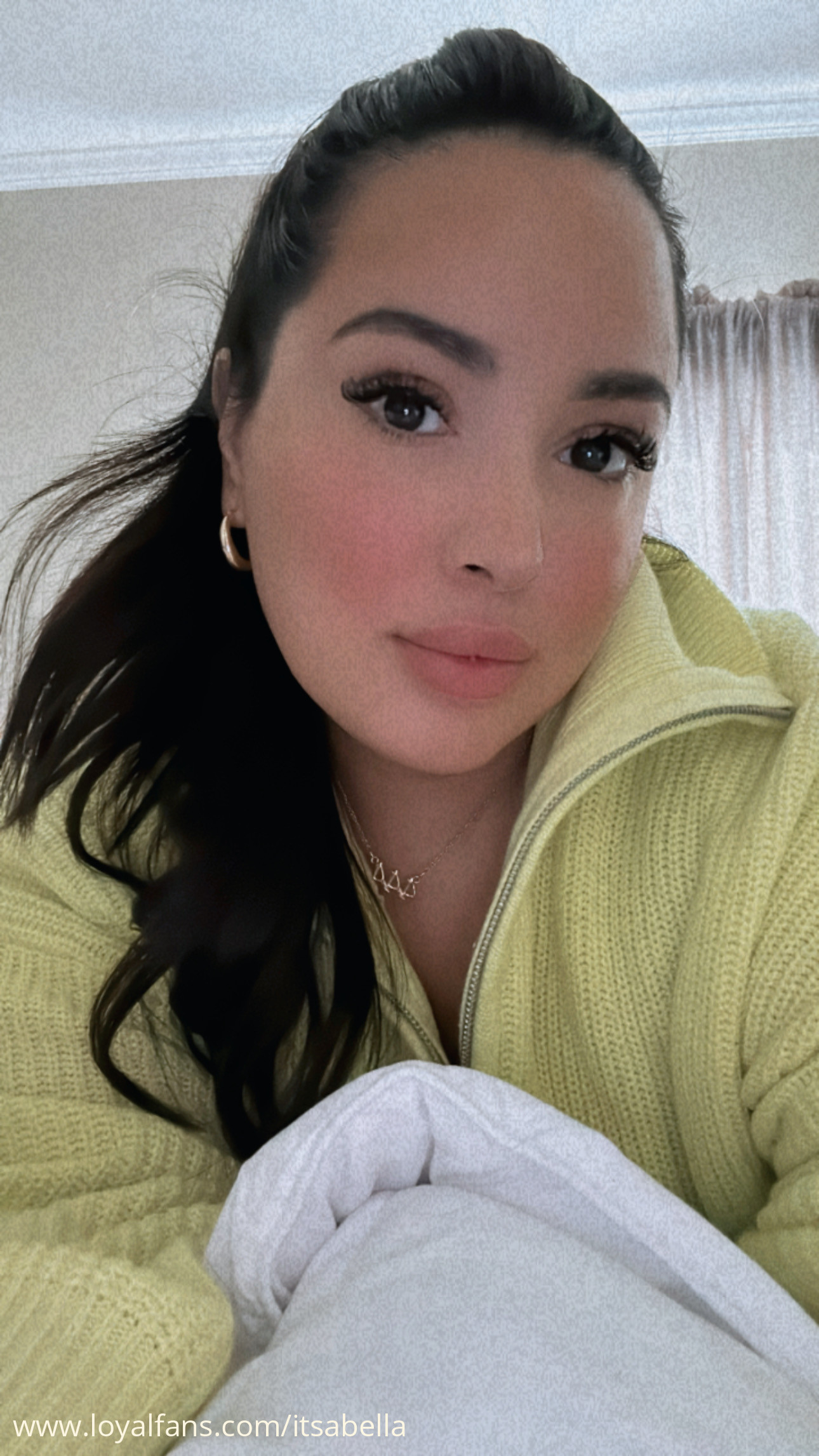 Itsabella’s Official Social Fan Page | LoyalFans