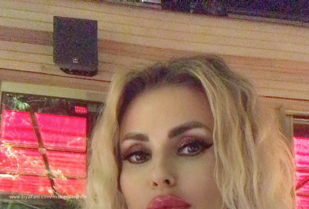 Pay Pig alert ‼️ - Mistress Lexy Noir Official Photos | LoyalFans