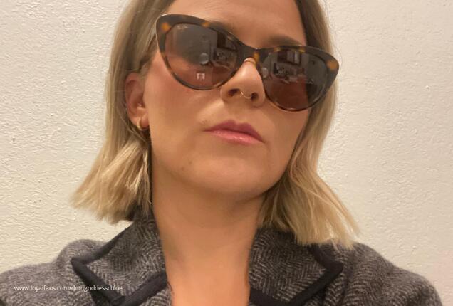 Dom Goddess Chloe Official Profile | www.Loyalfans.com