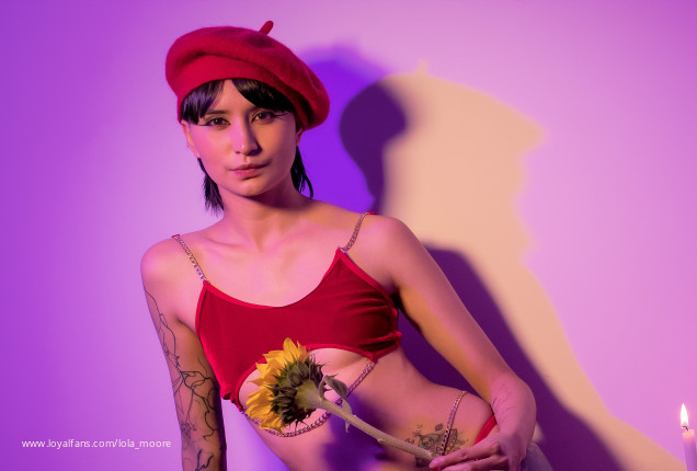 Lola - LolaMoore Official Profile | LoyalFans