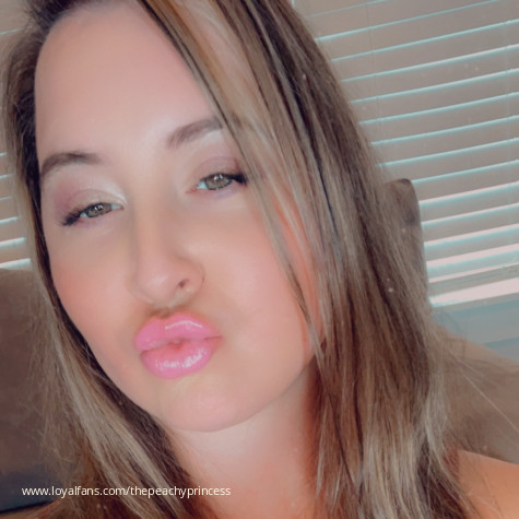 The Peachy Princess’s Official Social Fan Page | LoyalFans