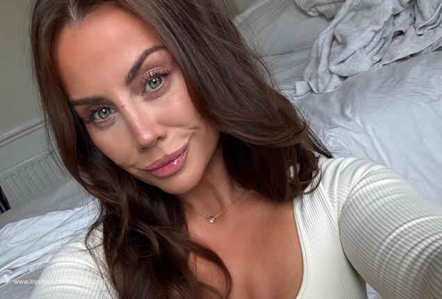 Addicted to my spit - Miss Sofia Marie Official Profile | www.Loyalfans.com