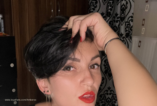 😘 - Amberxx Official Photos | www.Loyalfans.com