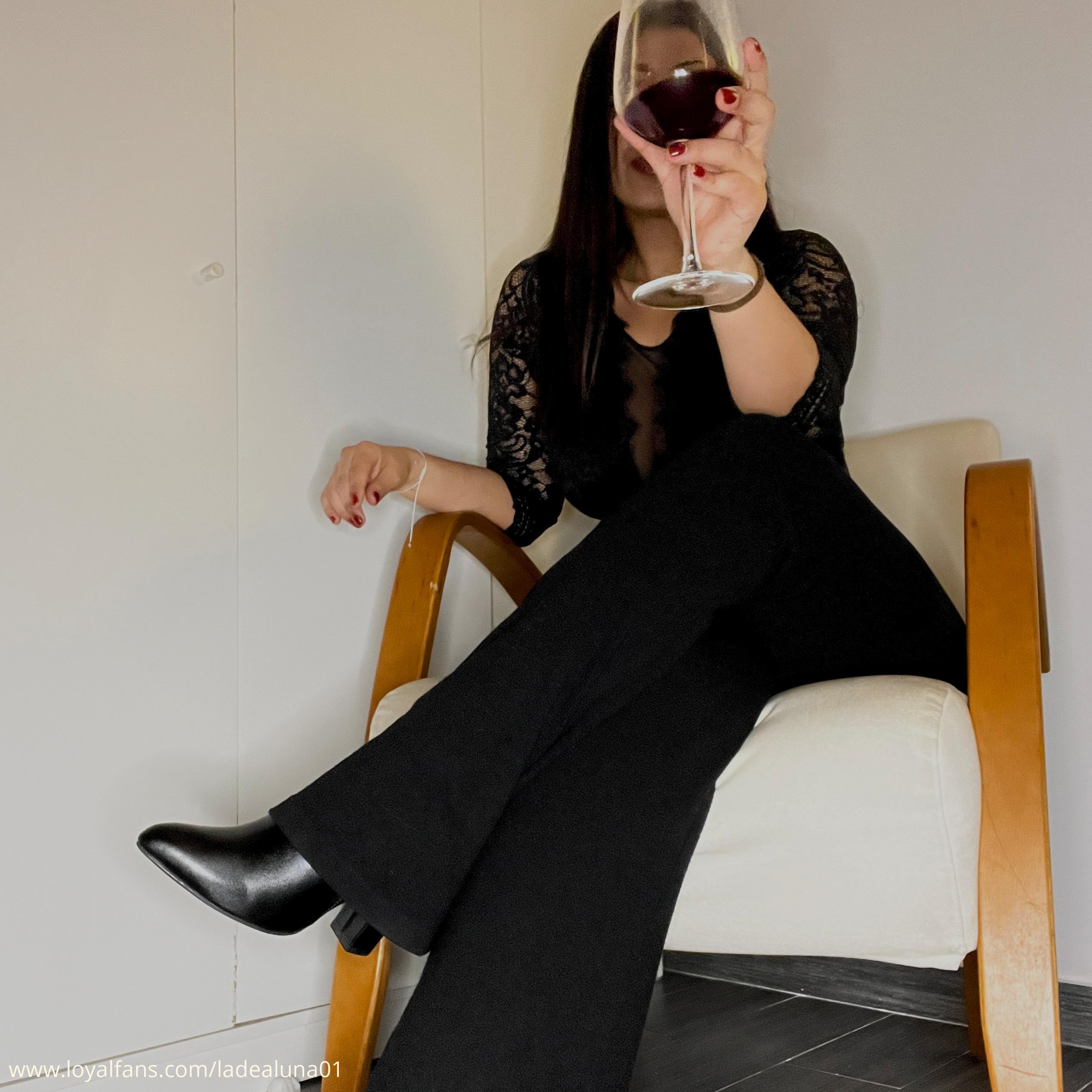 Luna Ramos’s Official Social Fan Page | LoyalFans