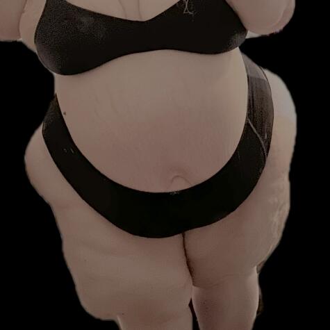 Let ‘em hang…. - Bella Big and Beautiful Official Photos | www.Loyalfans.com