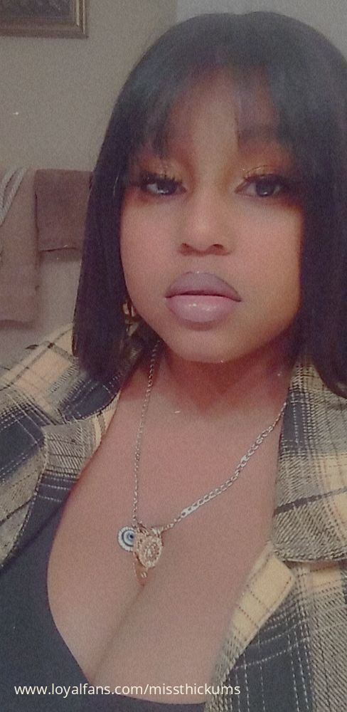 Missthickums’s Official Social Fan Page | LoyalFans
