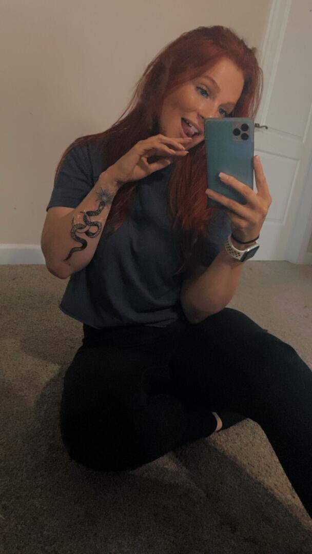 princess daphne demure’s Official Social Fan Page | LoyalFans