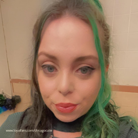 chicagocutie's Official Social Fan Page | LoyalFans