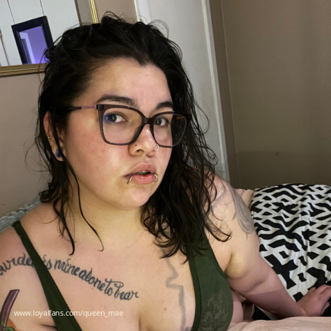 Queen Maeee’s Official Social Fan Page | LoyalFans